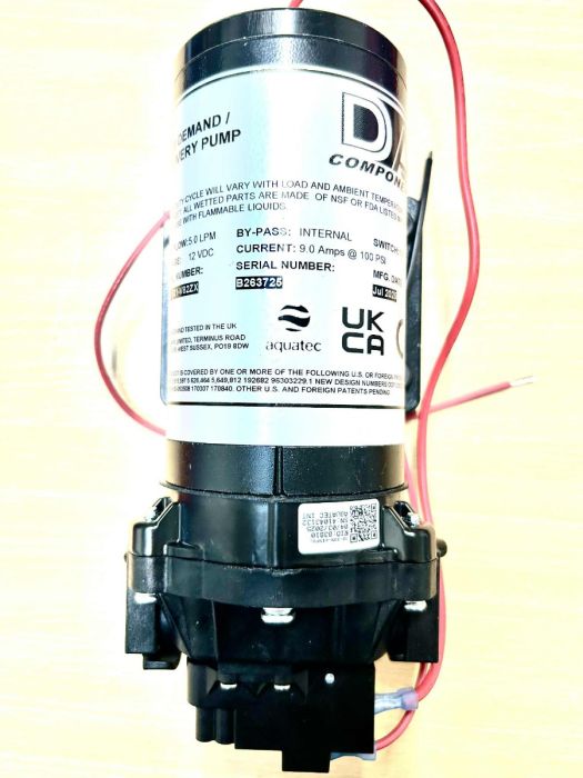 Aquatec 12V Water Pump 100PSI/5.5 LPM QR Outlets